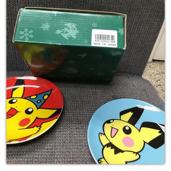 Pokemon | Dining | New In Box Pokmon Plates Rare Pikachu Collectors 20 ...
